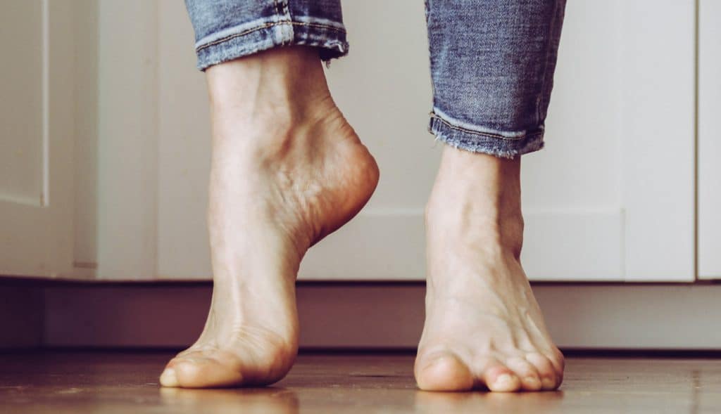 Pied en Pronation, c'est quoi ? Guide pour Coureurs et Sportifs
